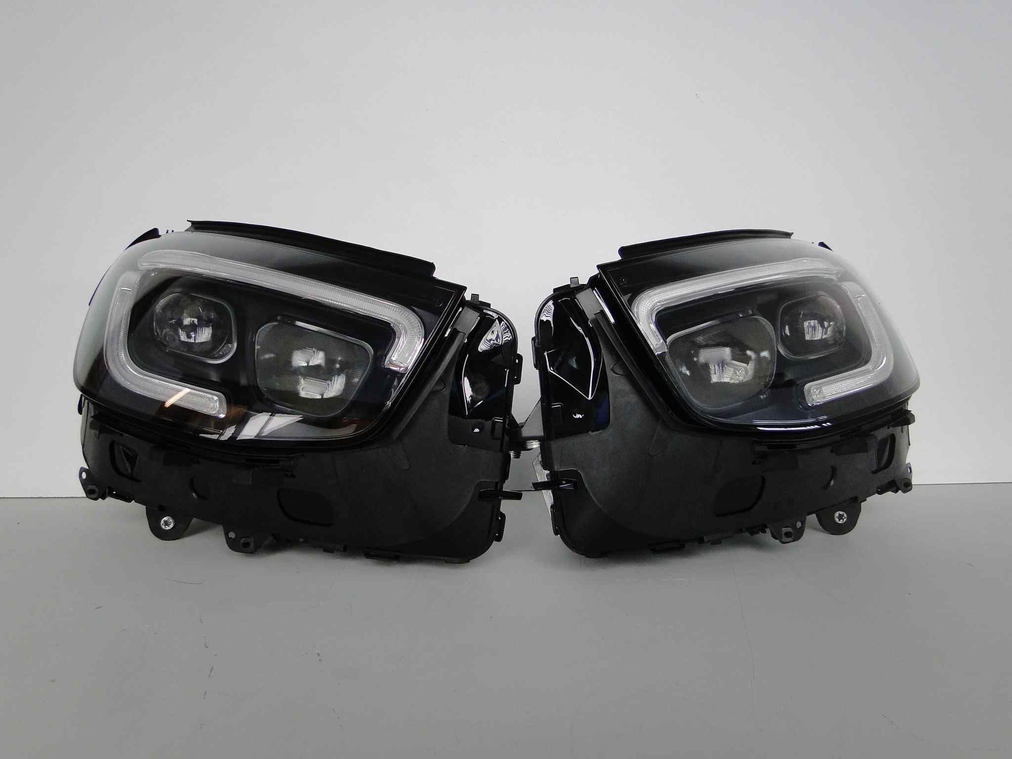 MercBed Bednarek - Oryginalne części - Mercedes-Benz parts